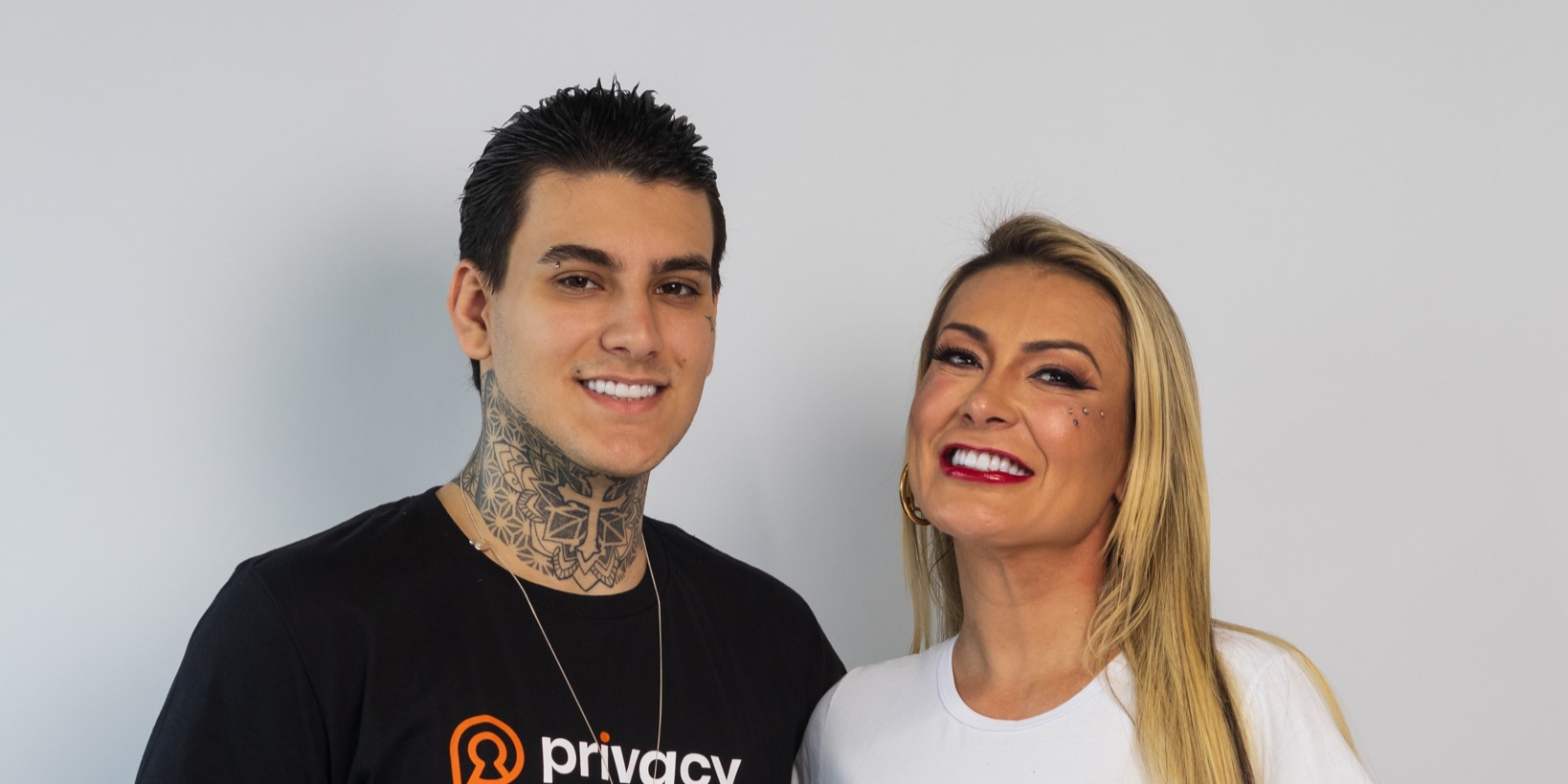 Filho de Andressa Urach, Arthur Urach estreia na Privacy