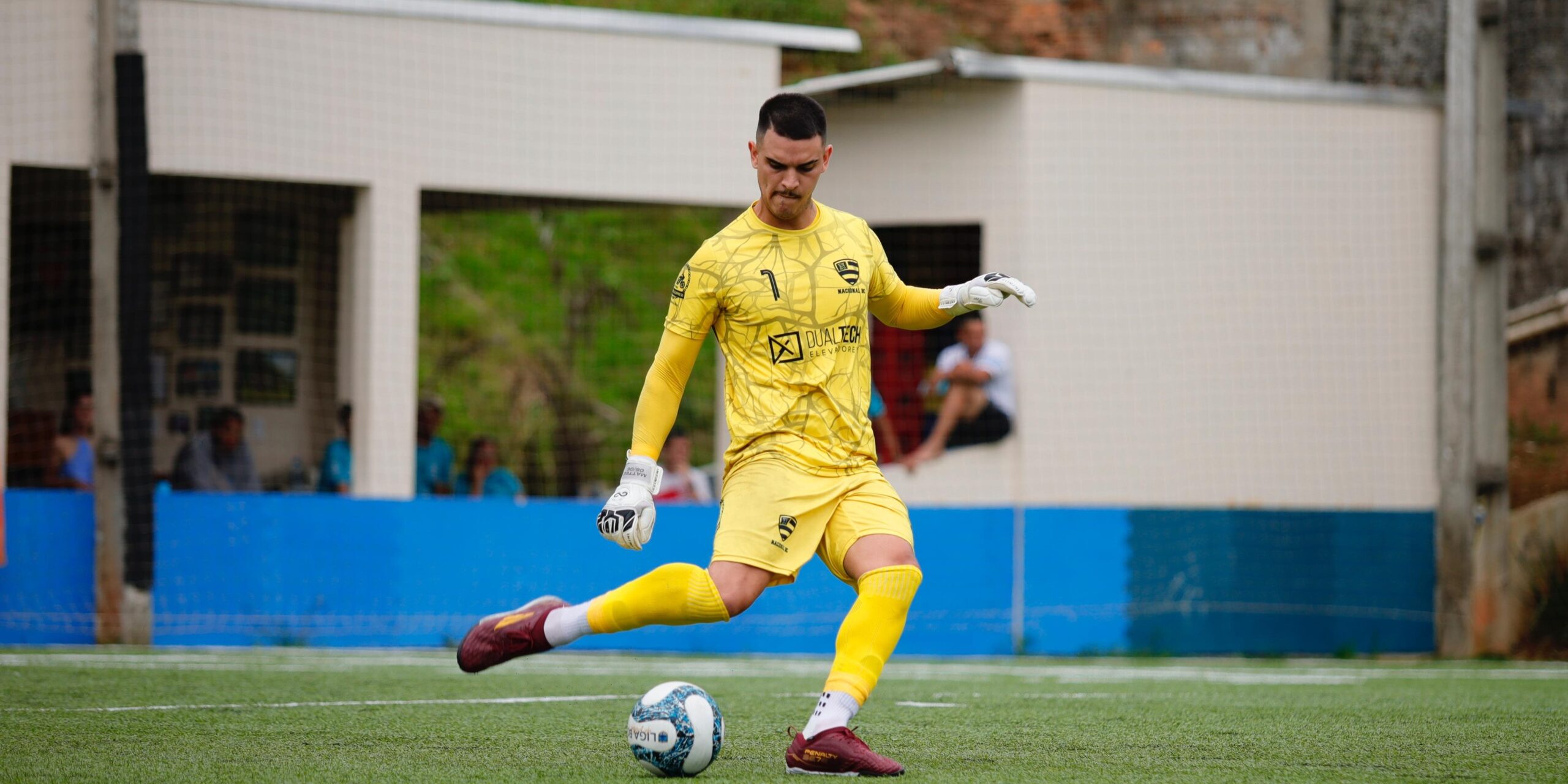 Goleiro Neto reinventa sua carreira como influenciador na Privacy