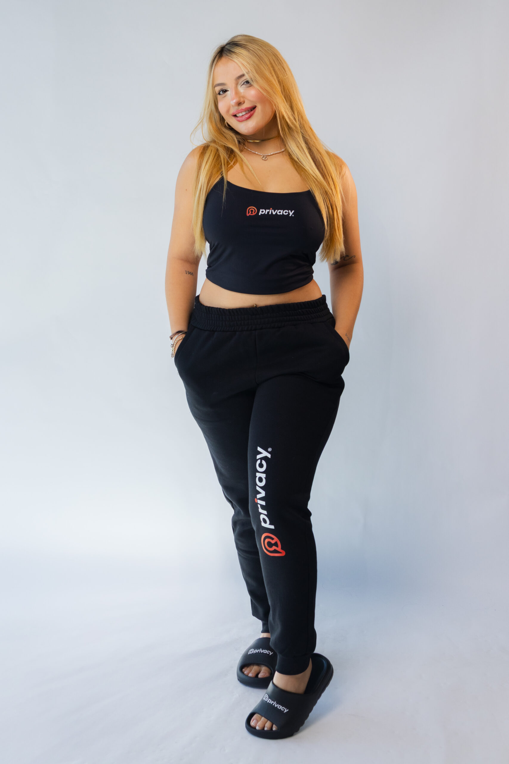 A pedido dos fãs, Sarah Estanislau chega com tudo na Privacy - Blog Privacy