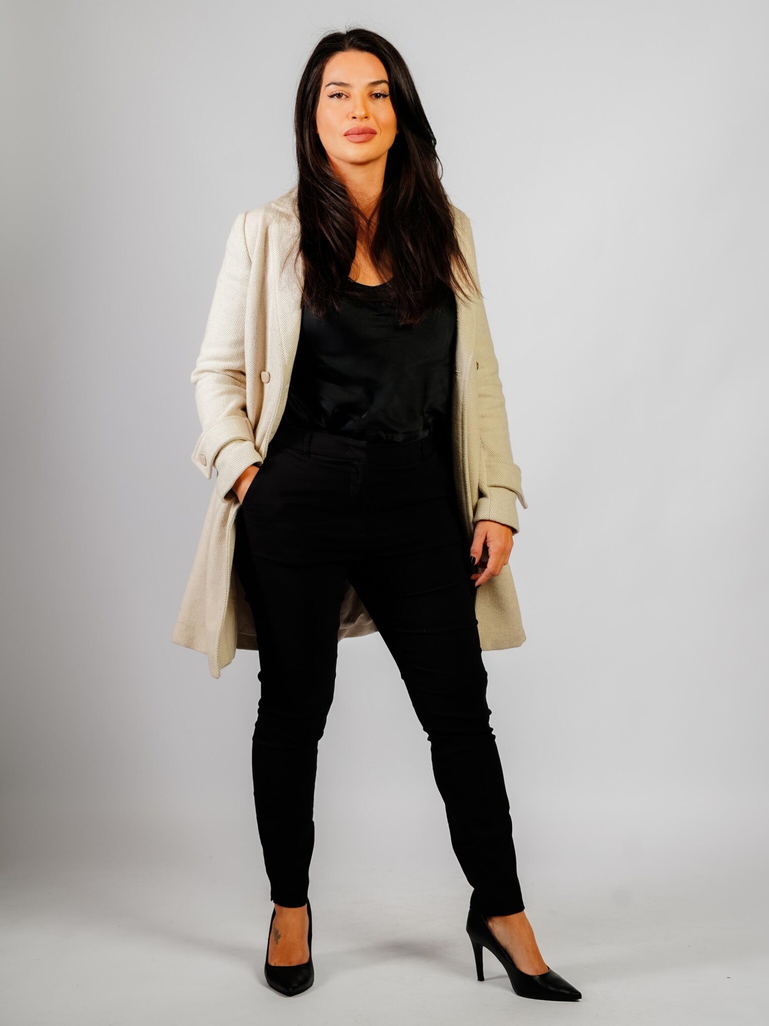 Gemima Mansoor usa a Privacy para desmistificar o tantra